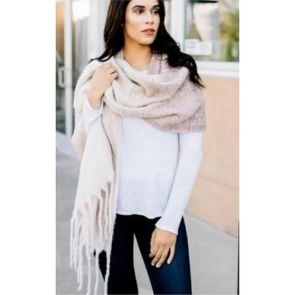 Mer Sea | Accessories | Mer Sea Ombre Shawl Cozy Wrap Fringe Soft Scarf ...